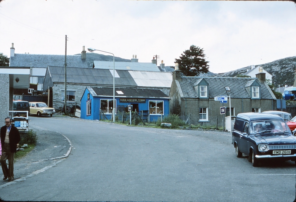 Tarbert, 1976 - The Harris Tweed Authority
